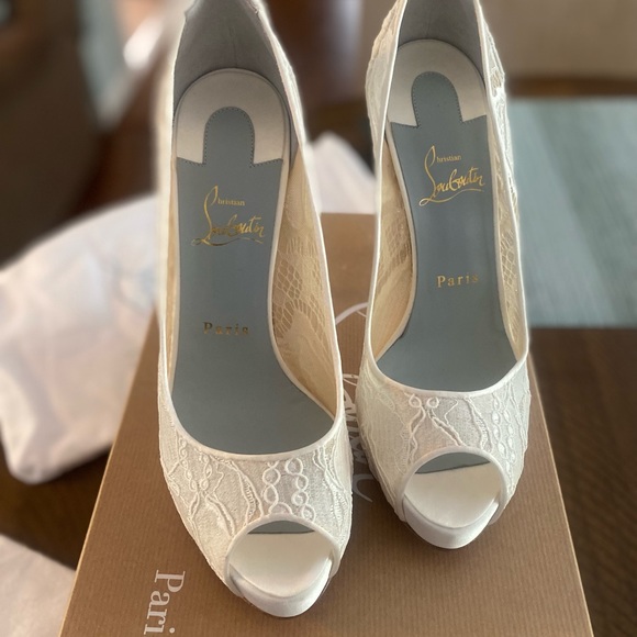 Christian Louboutin | Shoes | Very Lace Ivory Christian Louboutin 47 ...